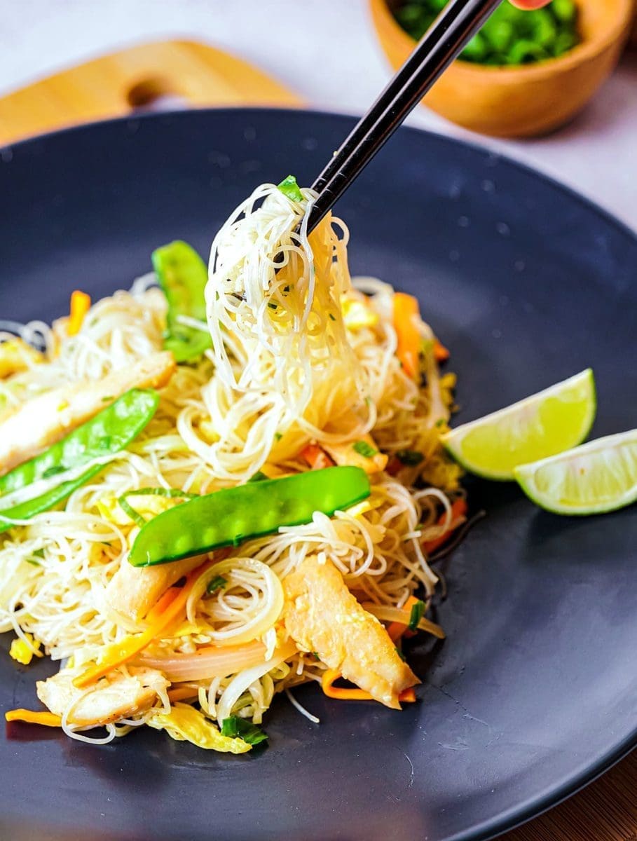 Pad Woon Sen (Thai Glass Noodles)
