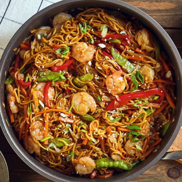 Restaurant-Style Shrimp Lo Mein (Only 20 Minutes) - Foodie And Wine