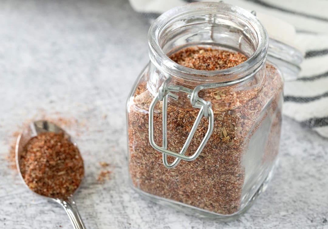 Texas Roadhouse Steak Seasoning (Copycat Recipe) - Foodie And Wine